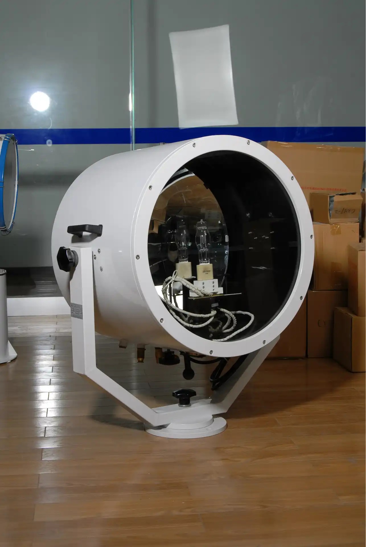 Special Requirements for Boat Searchlights in the Suez Canal - Yushuo